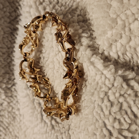 Coro | Jewelry | Beautiful Fall Gold Tone Bracelet | Poshmark
